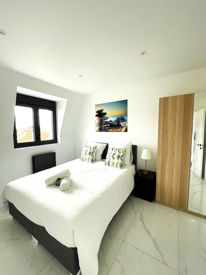 Appartement 202 (1 Chambre, 1 Séjour), Proche Orly - Paris-Orly Airport (ORY)