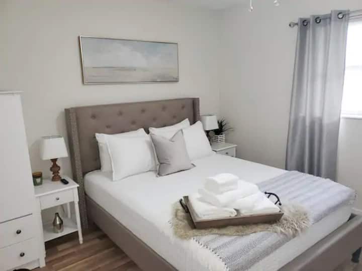 Private Nice And Quiet 1br Space | Self Check-in - Dania Beach, FL