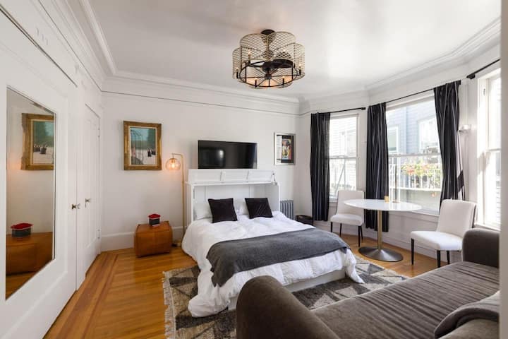 Modern Nob Hill Studio In Charming Bldg W/elevator - San Francisco, CA