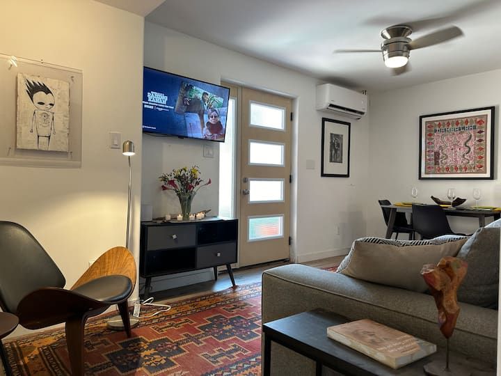 "Mi Casita Es Tu Casita" 
(My House Is Your House) - Santa Fe, NM