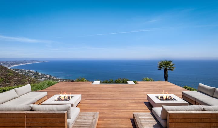 Malibu Blufftop Estate - マリブ, CA
