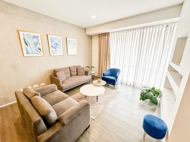 Loft With Large Balcony, Gym And Panoramic Pool! - Bogotá