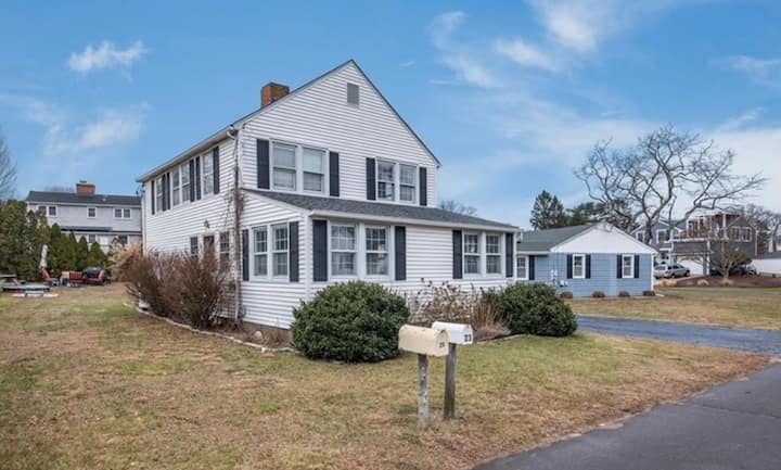 3br Charmer, 2-min To Beach - Old Saybrook, CT