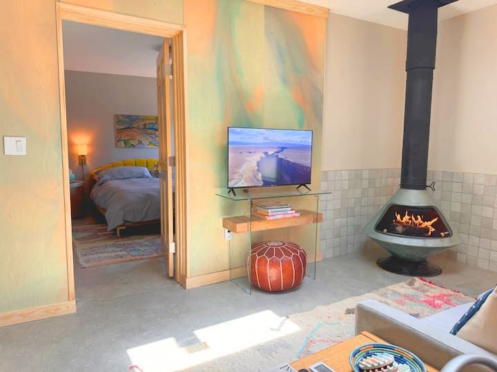 Dreamy, Airy 2bd - Senja Suite - Santa Fe, NM
