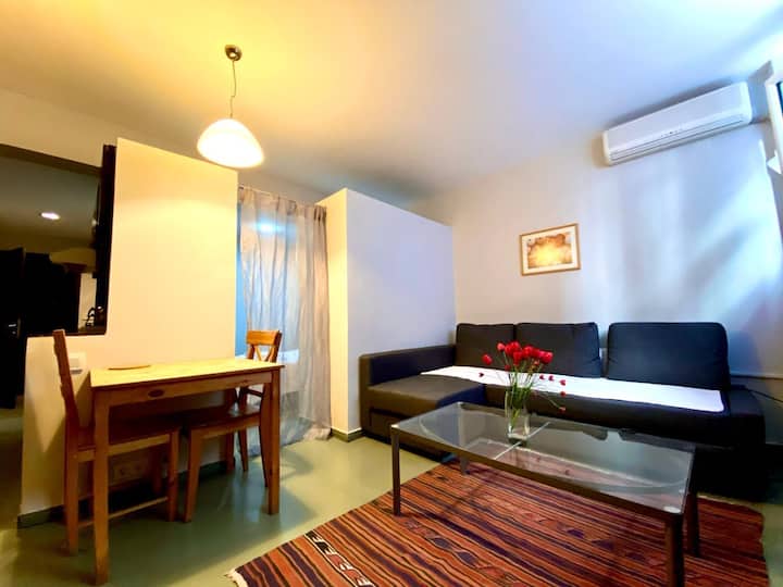 Simple & Connected City Living - İstanbul