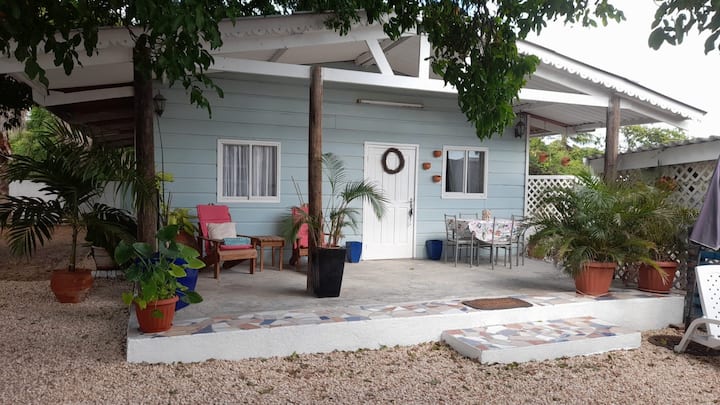 Zenovia's Cottage - Curaçao