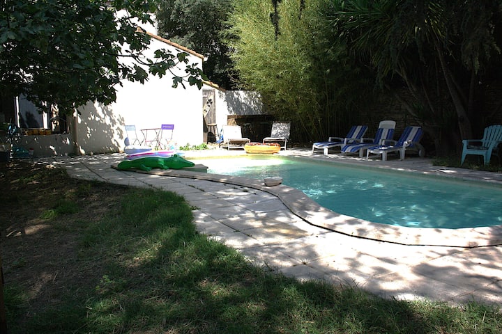 Chalet En Bois Avec Piscine 2 - Nîmes