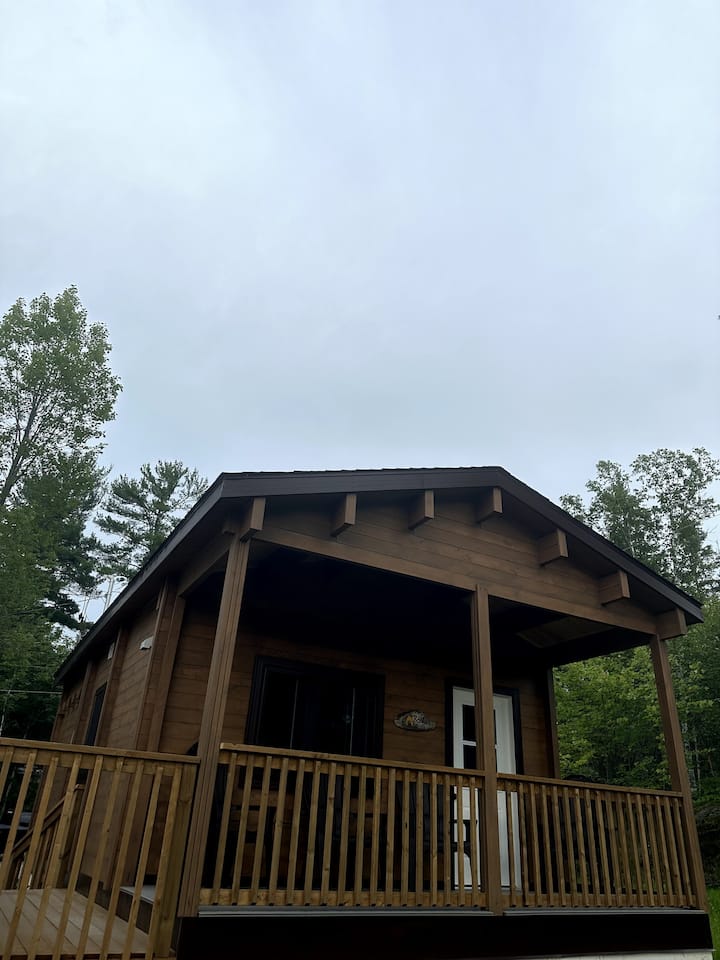 Boots Cabin - Portage Resort - Espanola, Canada