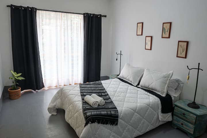 Hab Doble O Triple En Hostel, Barrio Laureles - Medellín