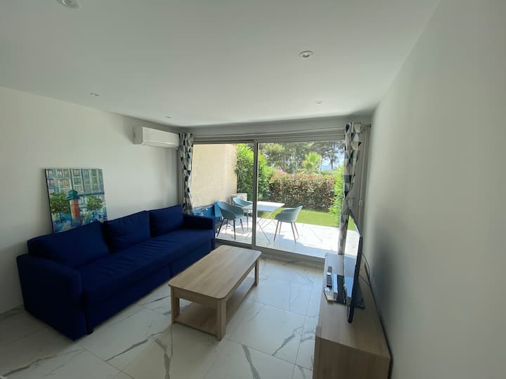 Santa Lucia • Appt Clim Avec Terrasse – 2 Mn Mer - Saint-Raphaël