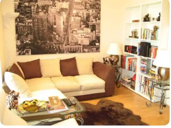 Spacious 2 Bed/2 Bath Flat - Barry