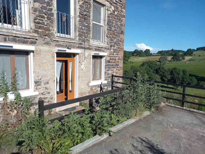 Appartement En Campagne - Coucouron
