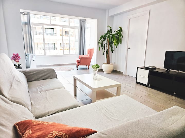 Charming Apartment Steps From Marbella's Downtown - Marbella