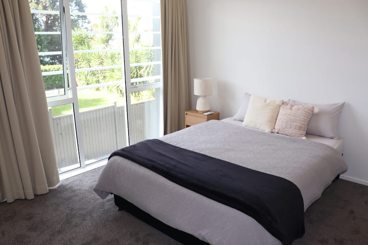 Charming And Convenient Room In Onehunga - Auckland