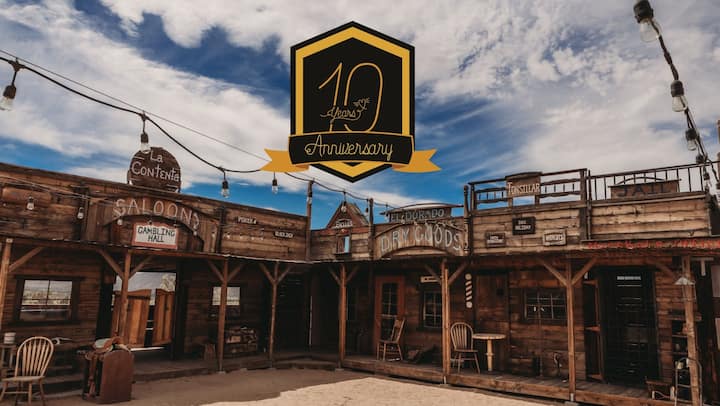 Thunderbird Lodge Retreat Ranch + Saloon - Yucca Valley, CA