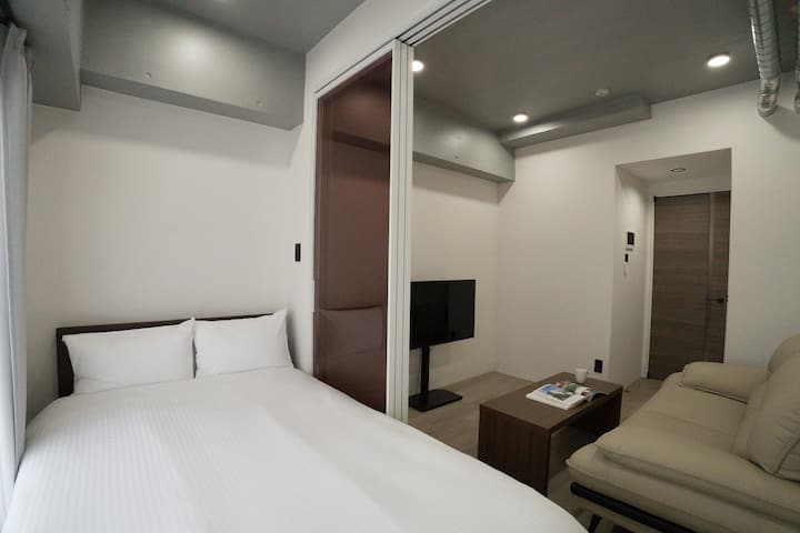 Room 202 | Accommodates 3 Guests - Asakusa