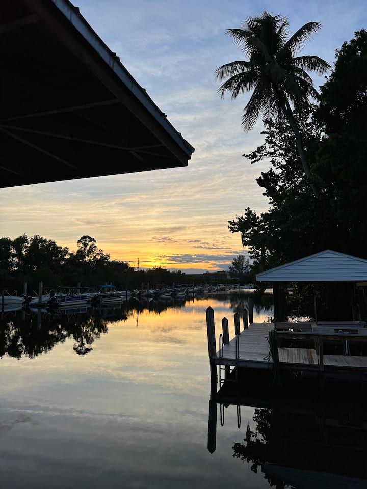 Naples Waterfront W/ Direct Gulf Access - 那不勒斯