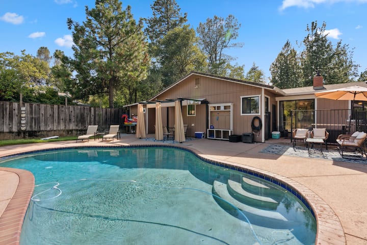 *Close To Lake *Pool *Gameroom *Boat Parking - Shasta Lake, CA