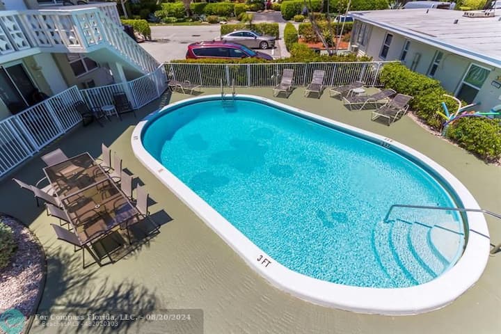 A Cozy Condo @Mid Mari#202, Pompano Beach, Florida - Pompano Beach, FL