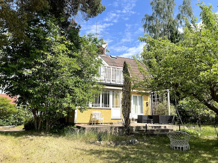 Eget Hus, 20 Min Från Sthlm C - Täby