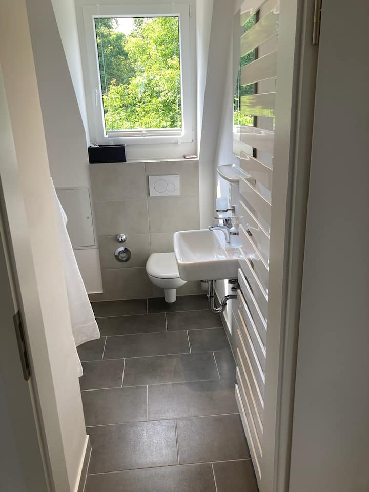 Frisch Sanierte Ferienwohnung - Köln