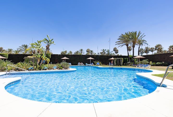 Beachfront Two Bedroom Apartment In San Pedro - Puerto Banús