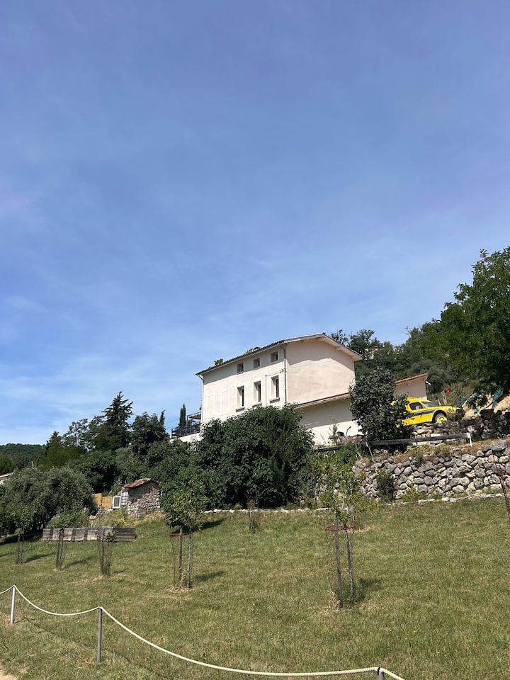 Maison Calme Proche Commerce - Digne-les-Bains