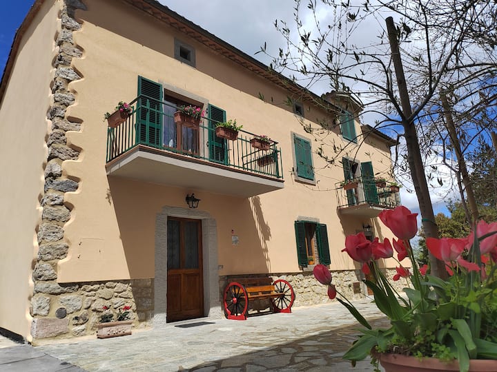 La Terrazza Sul Borgo - Mount Amiata