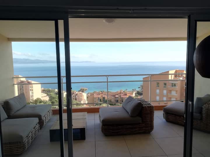 Appt 60m2 + Terrasses - Vue Golf Et Sanguinaires. - Ajaccio