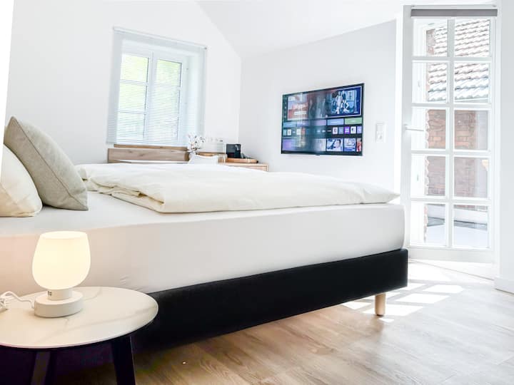 Neues Doppelzimmer Mit Balkon - Düsseldorf