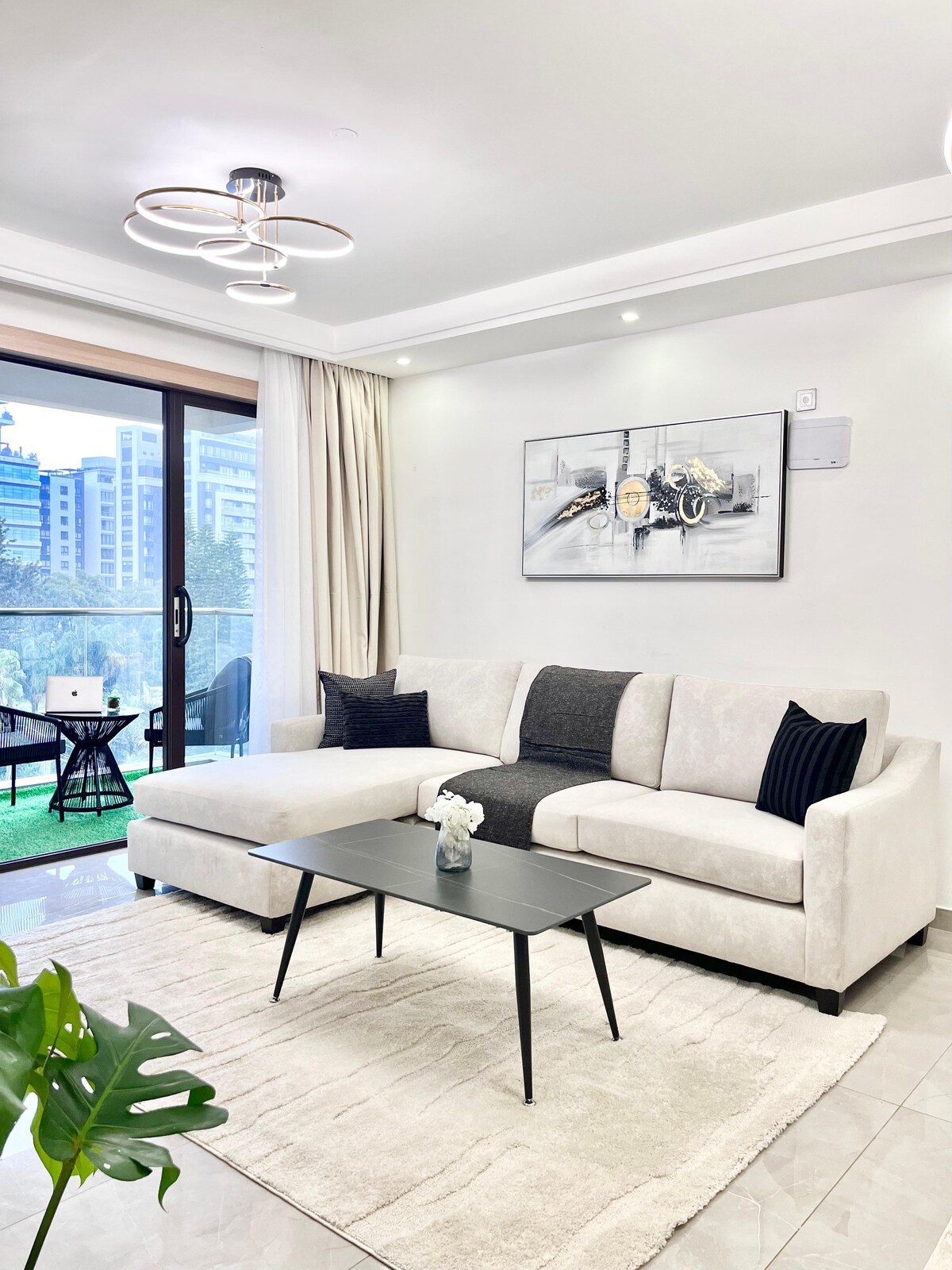 Riverside 1 BR Retreat with Pool - Apartments for Rent in Nairobi ...