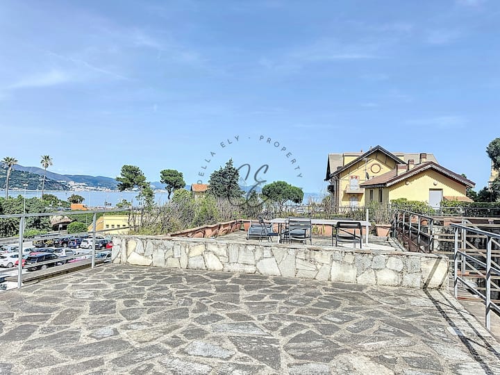Beach House 50 Metri Dal Mare - Cogoleto