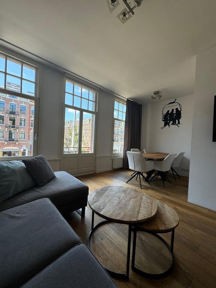 Modern City Apartment - Amsterdam