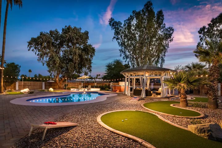 Scottsdale Mini-golf Oasis! - Phoenix, AZ