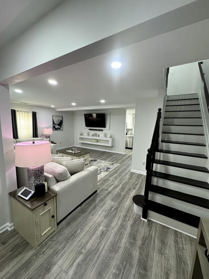 New Beautiful, Relaxing Home ! - Bellport, NY