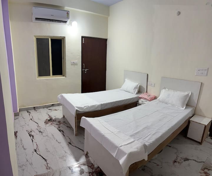 Bssn Guest House - 2bhk Flat - Gwalior