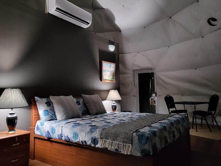 Bokanbotin Island Glamping - Marshall Islands