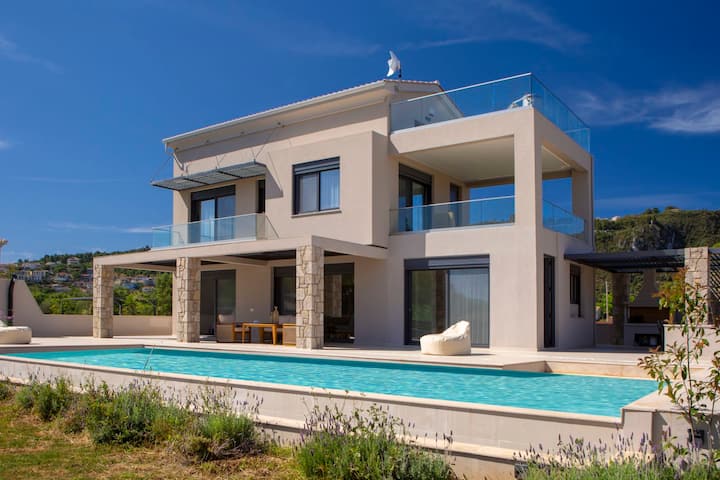 Varko Premium Villas | Villa 1 - Leucade