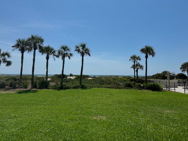 Relaxing Oceanfront~firstfloor~steps To  Sand~pool - Amelia Island, FL