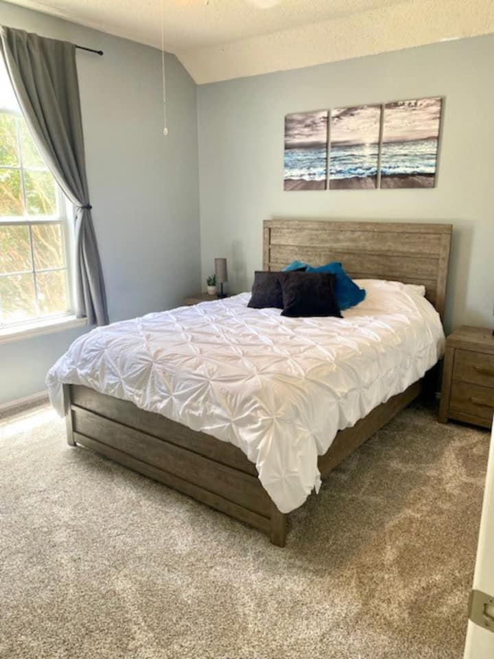 Newly Remodeled Bed/ Private Bath To Rent - Allen, TX
