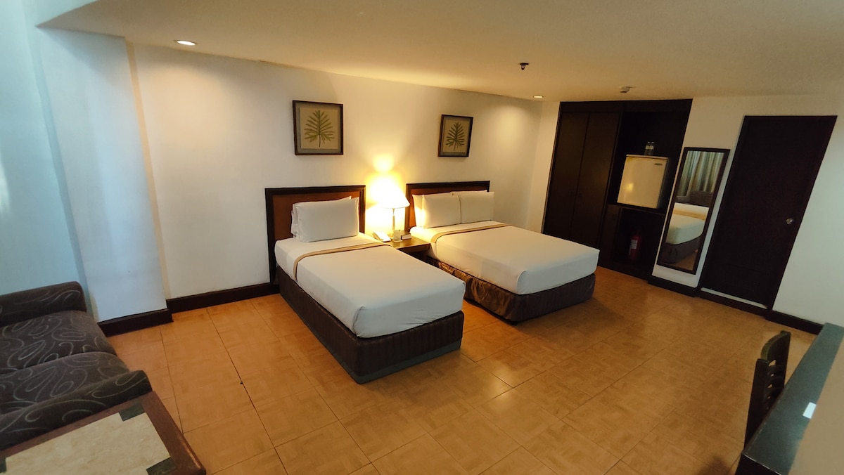 Rajah Executive Family Room - Hotels for Rent in Cebu City, Central ...