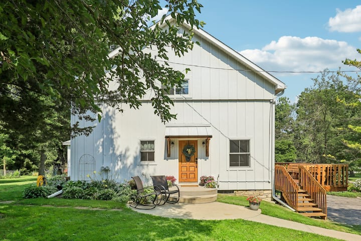 Converted Barn Home - Oconomowoc, WI