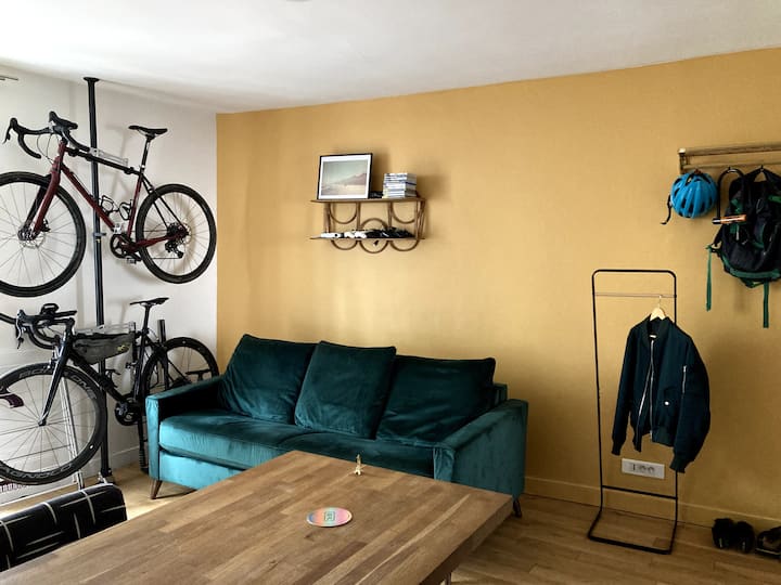 Ain't Much But It's Honest Work - Porte de Pantin