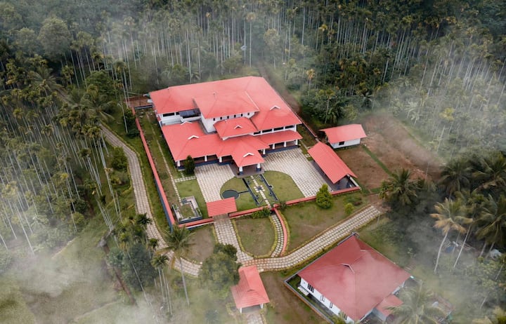 Wm Private Luxury Mansion By Vacayinn - Wayanad