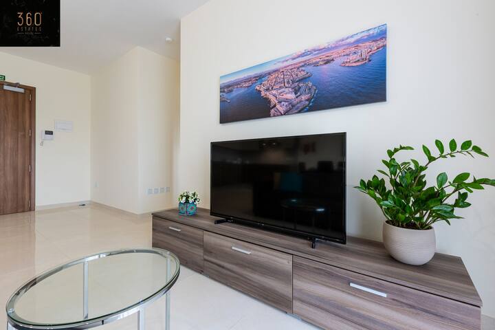 Beautiful 3br Home With Private Balcony W/wifi &Ac - Malta