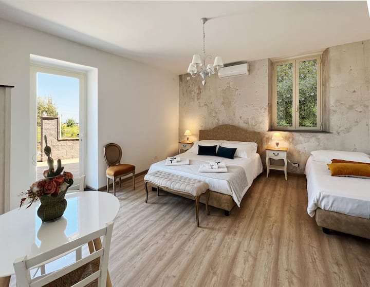 Donnacinzia B&b
Camera Ginestra Con Terrazza - Milo
