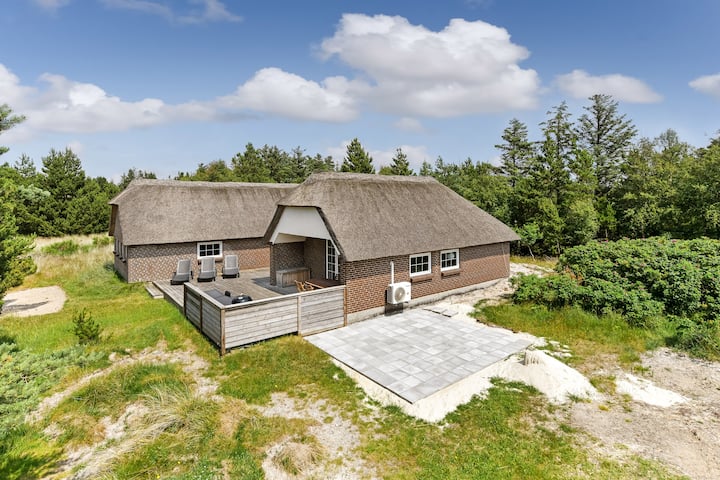 Sommerhus Med Egen Pool - Vejers Strand