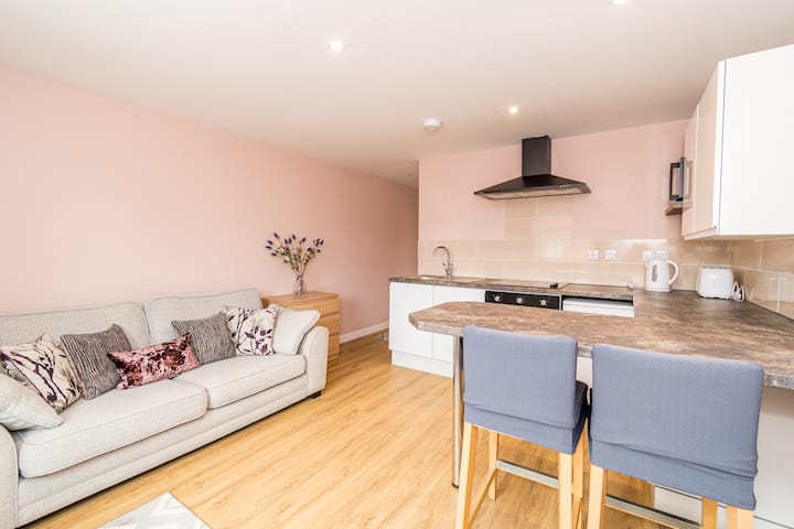 Four In A Row Holiday Apartments
Apartment 4 - Lyndhurst