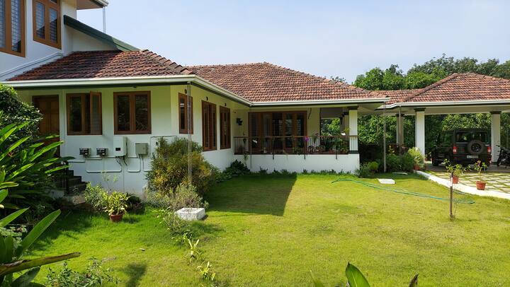 Swasti Homestay - Teak Room - Nilambur