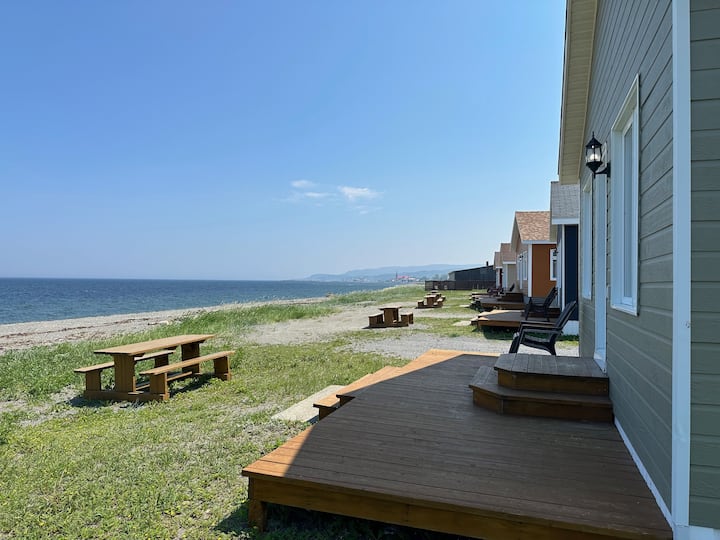 Chalets (Vert) En Bord De Mer - Sainte-Anne-des-Monts
